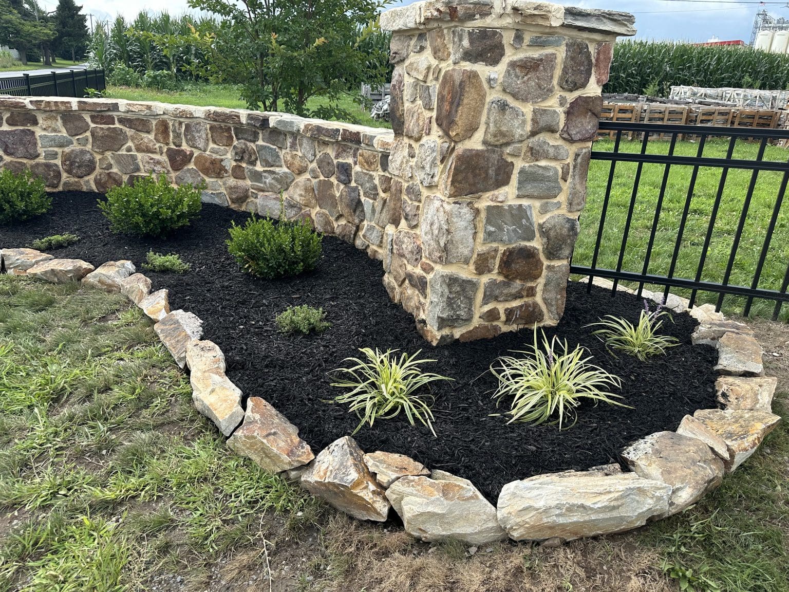 Landscape Boulders | Brandywine Quarry, Inc.